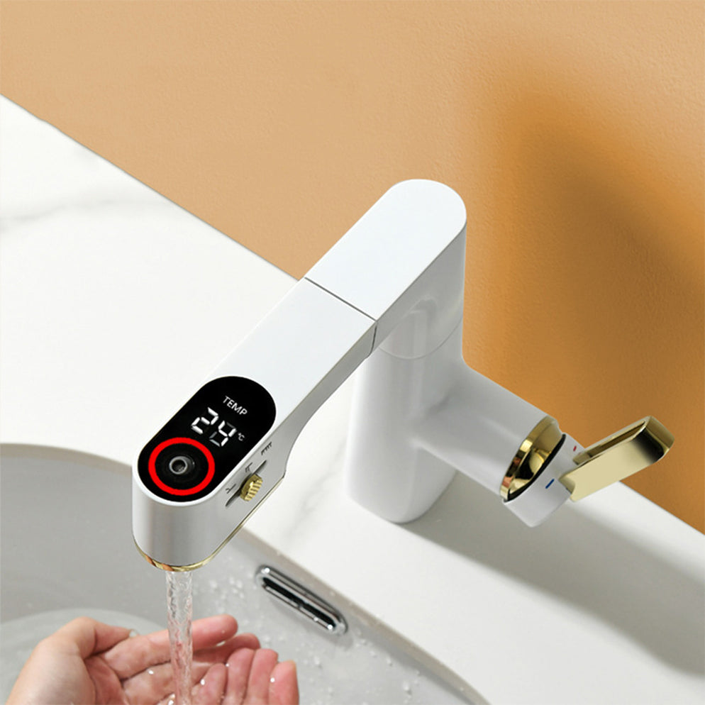 Goldenwarm LED Digital Temperature Display Faucet Pull-out Bathroom Faucet